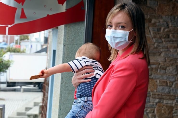A Xunta aplaude o permiso retribuído para familias con fillos en ... A Xunta aplaude o permiso retribuído para familias con fillos en ...